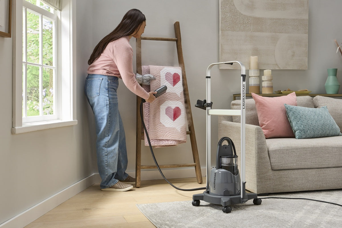 Laura Star IZZI Plus Steamer 000.0637.585 | MachineShark