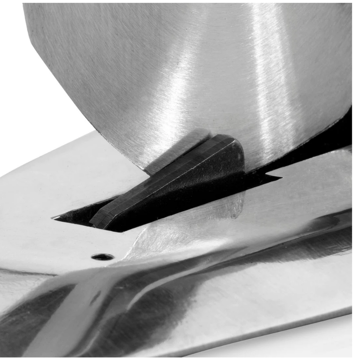 Reliable 1500FR 4” Octa Round Knife Cloth Cutting Machine | MachineShark